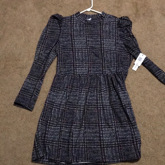 Emma & Michele | Dresses | Emma And Michelle Long Sleeves Dress New ...